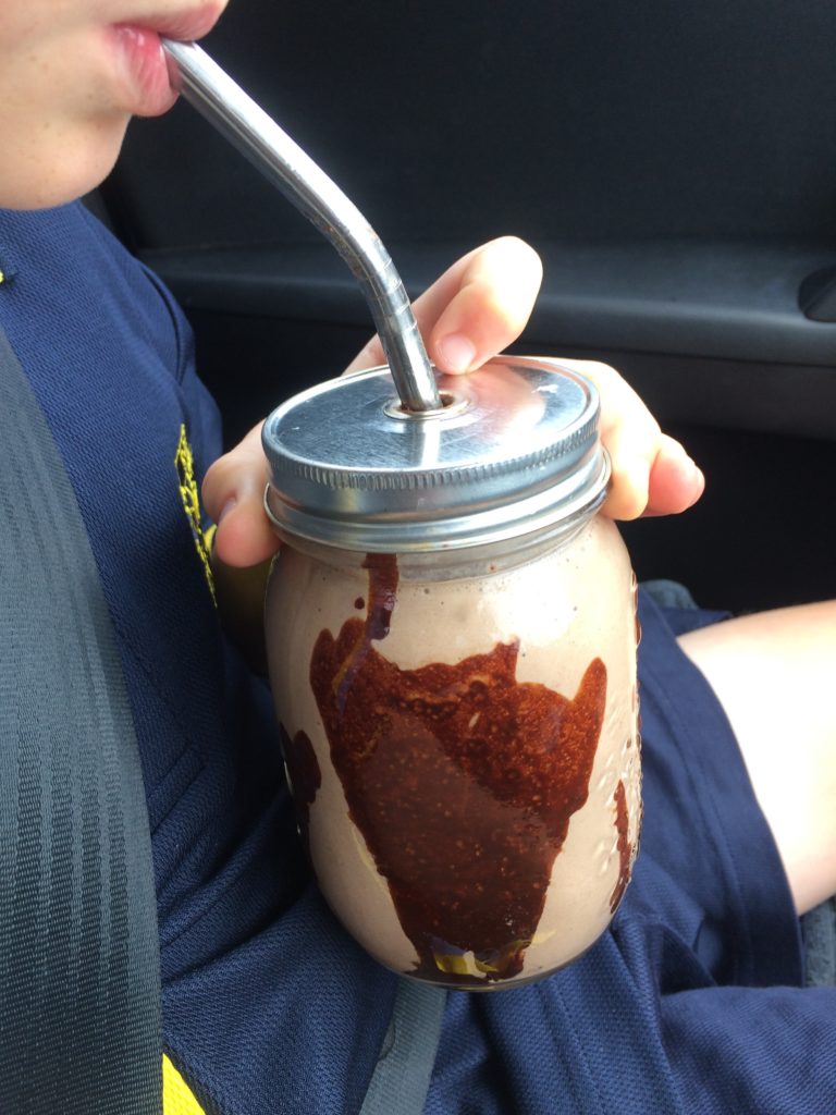 Raw Vegan Chocolate Banana Protein Smoothie – Omstars