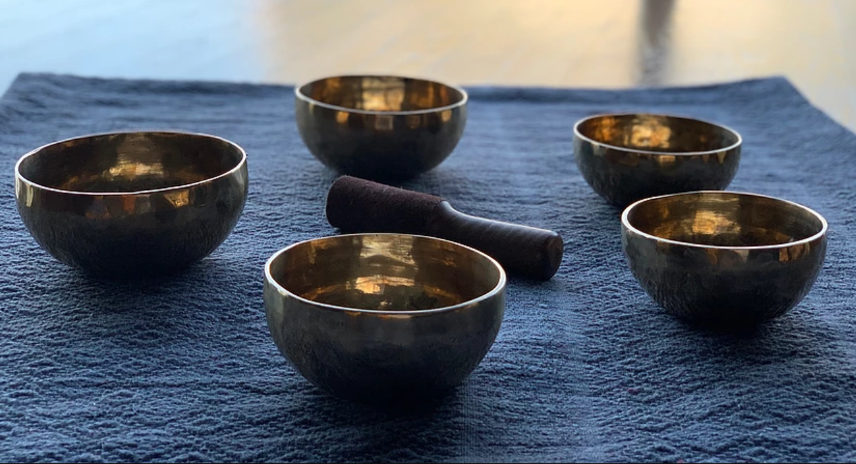 Top 10 Reasons To Take Sound Bath Classes In The New Year OmStars Top 10 Reasons To Take Sound Bath Classes In The New Year OmStars
